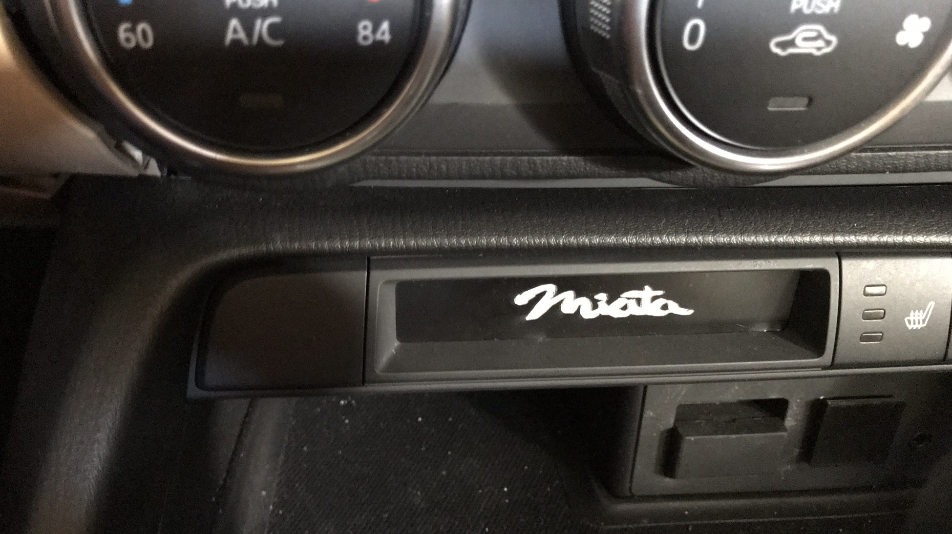 Ideas for the indicator panel | Gadgets for my MX-5 Miata (ND)